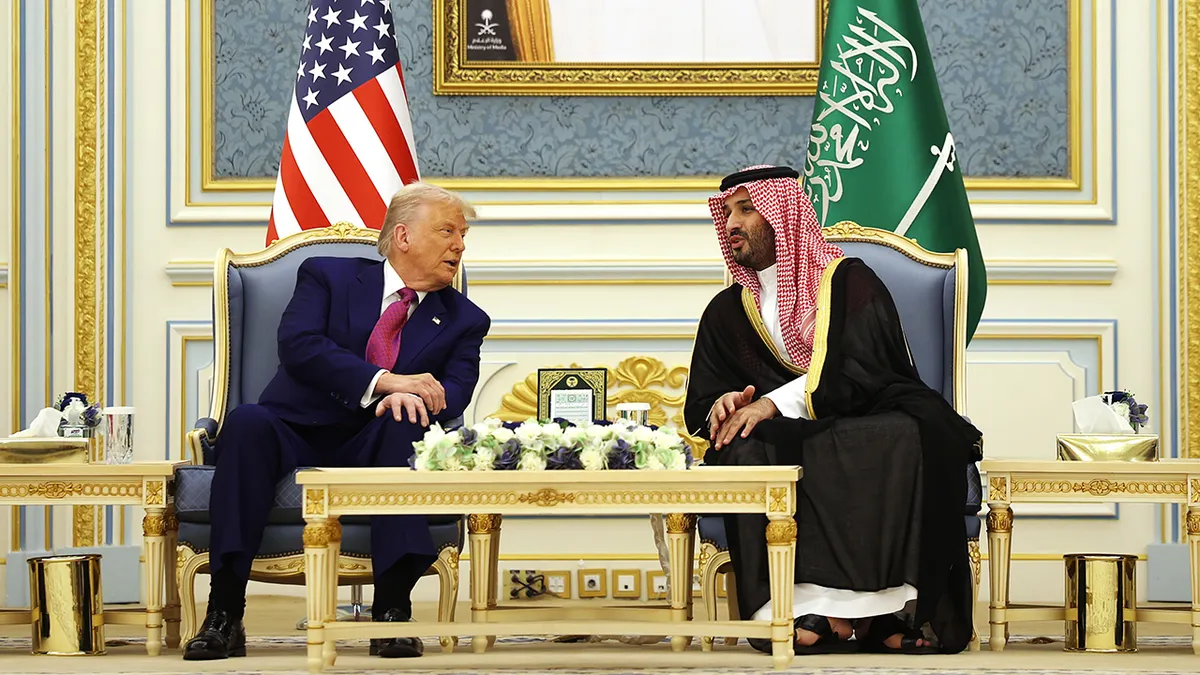 Trump Meets Saudi Crown Prince; Focus on US Economic Influence in ...